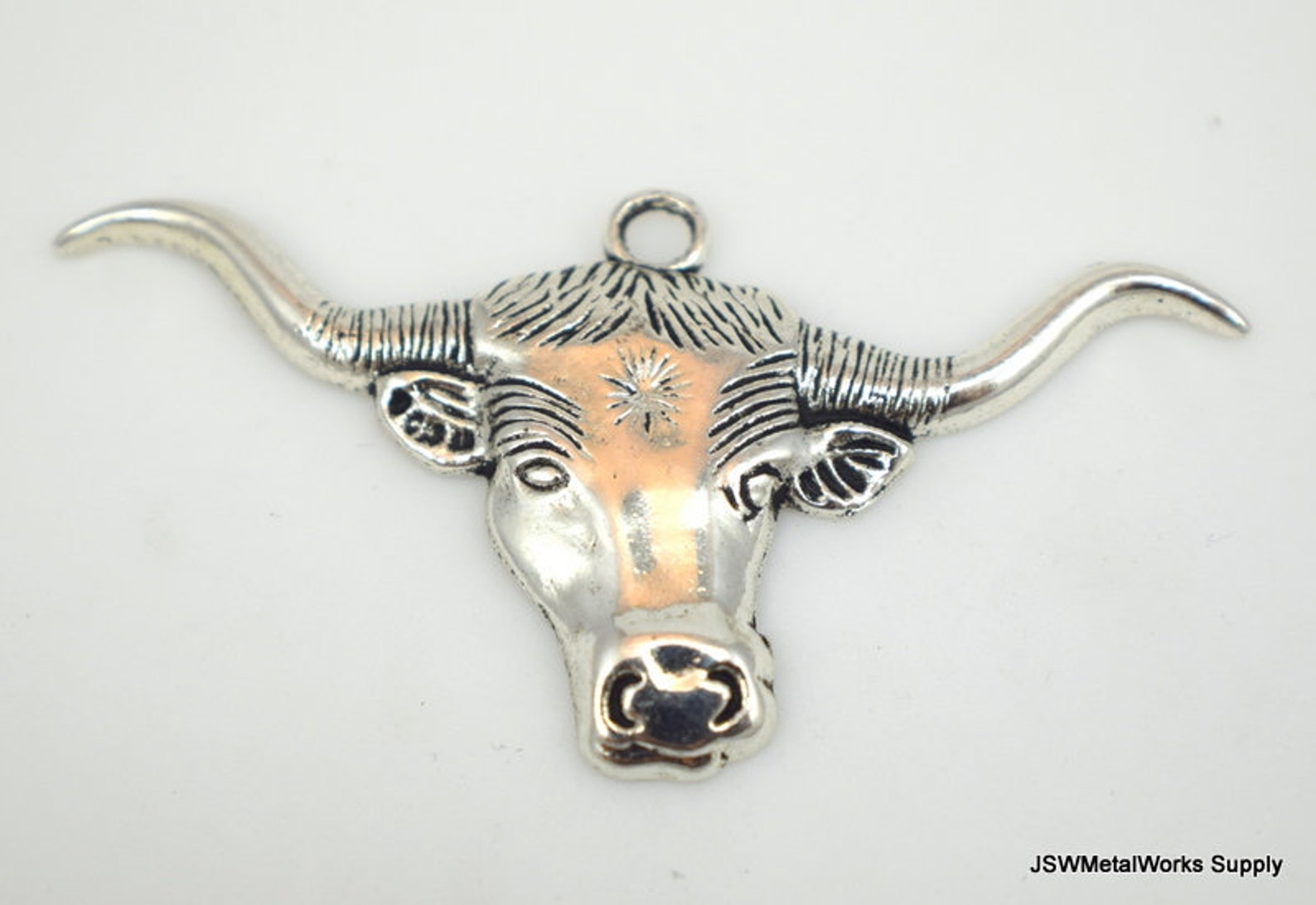 Large Pewter Bull Head Focal Pendant, Antiqued Silver Longhorn Bull ...