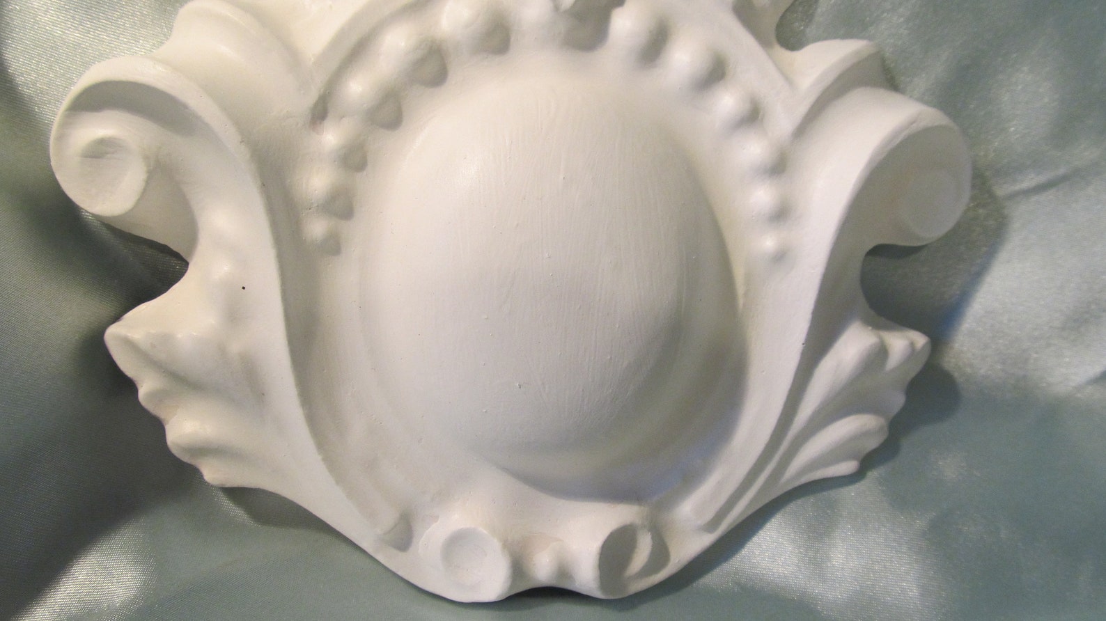 All White Cartouche WALL DECOR, Plaster Resin, Ornate Decor ...