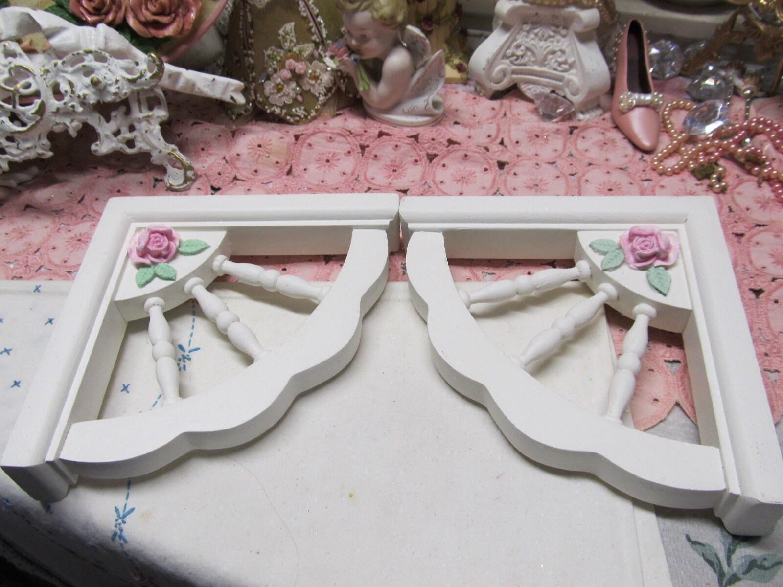 Set of 2 White Spindled Corner BRACKETS, or Shelf Brackets, Wooden ...