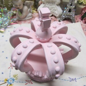 Pink Chalk Paint on Crown Decor, Resin, Standing Crown, Crown ...
