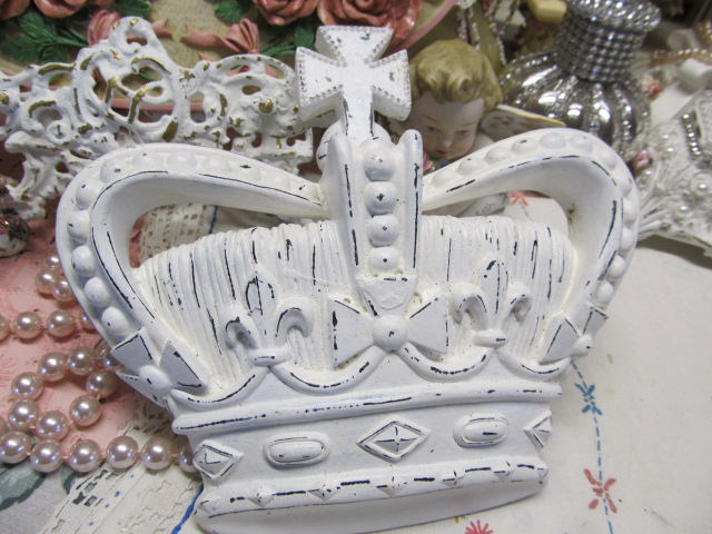 Shabby Chic White CROWN Wall DECOR, Hand Painted, Polyresin, Distressed ...