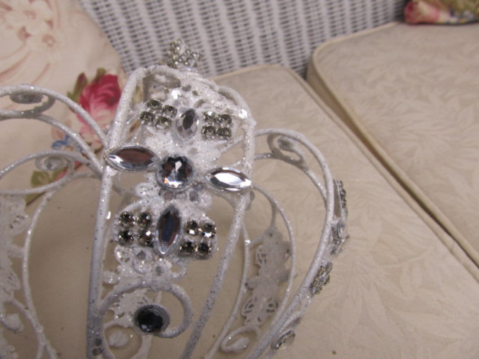 White Glittered and Rhinestoned CHRISTMAS CROWN Tree Topper | Etsy