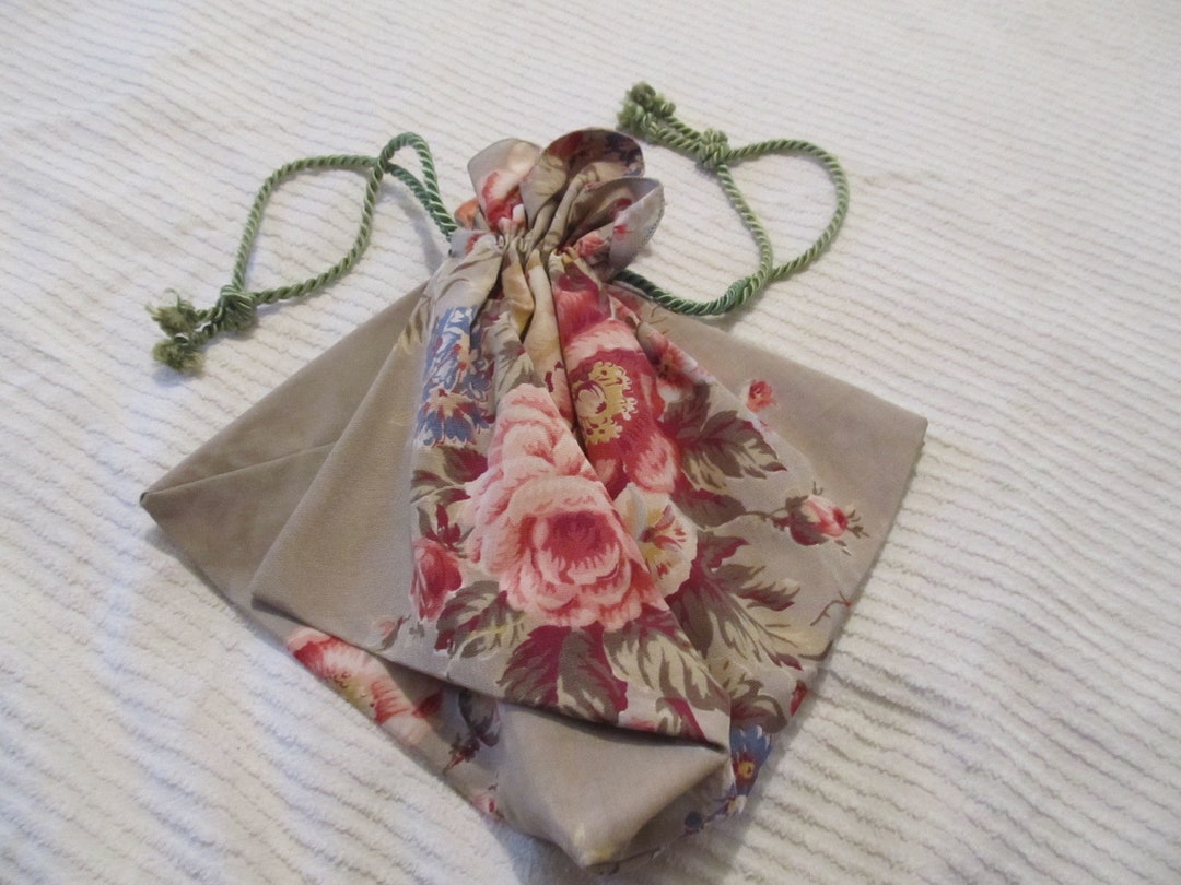 Vintage Drawstring Purse/bag, Pink Satin Lining, Green Corded ...