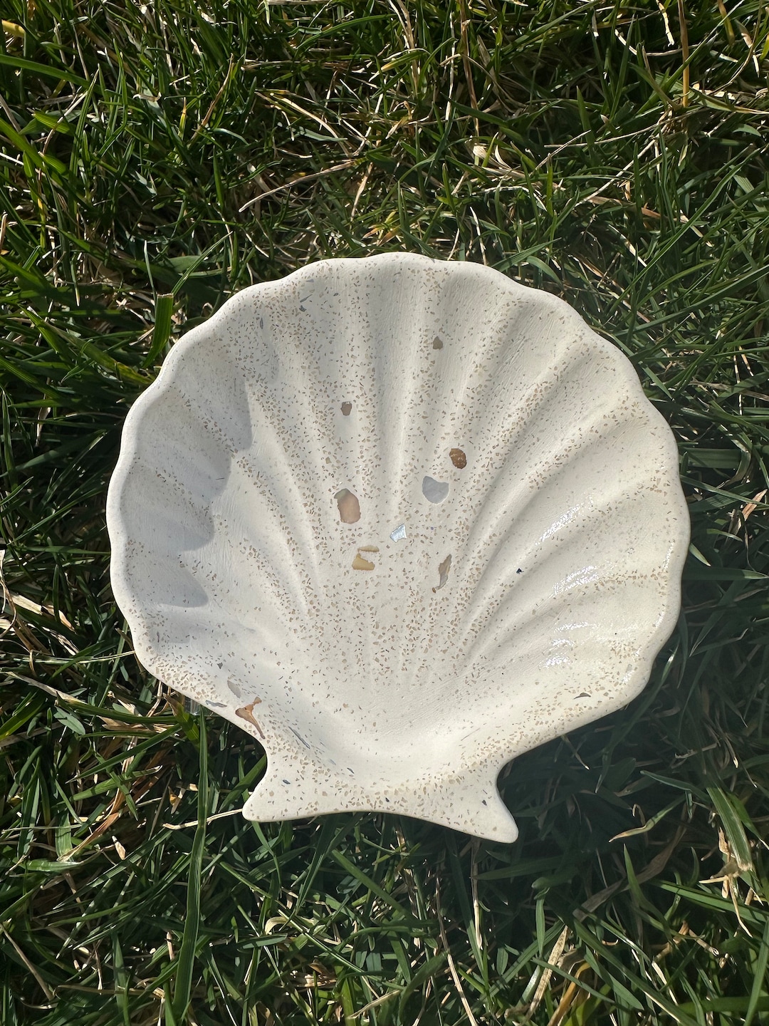 Cream Eco Resin Abalone Sea Shell Shaped Crystal Trinket Ring Catch All ...