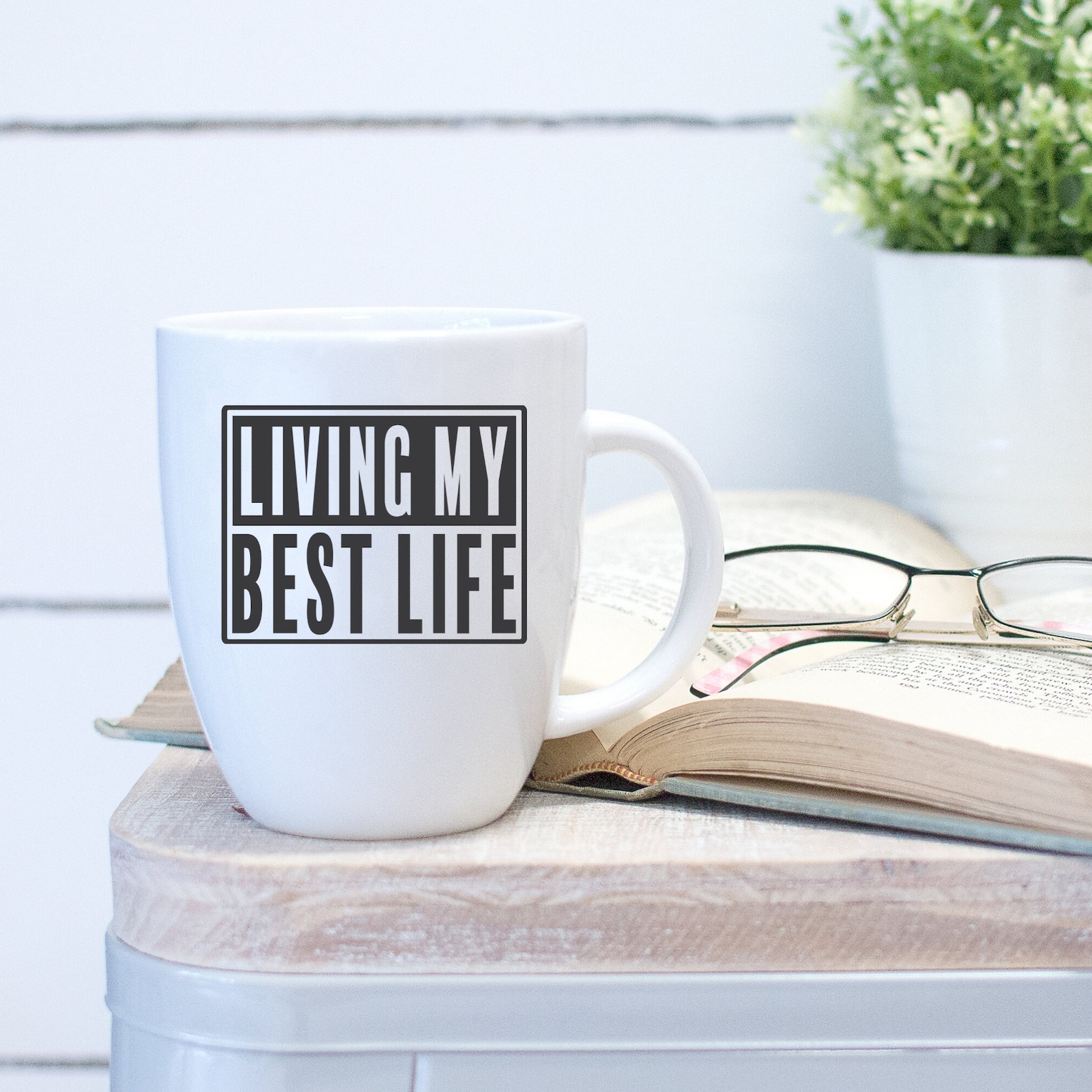 Living My Best Life SVG Motivational SVG Shirt Design | Etsy