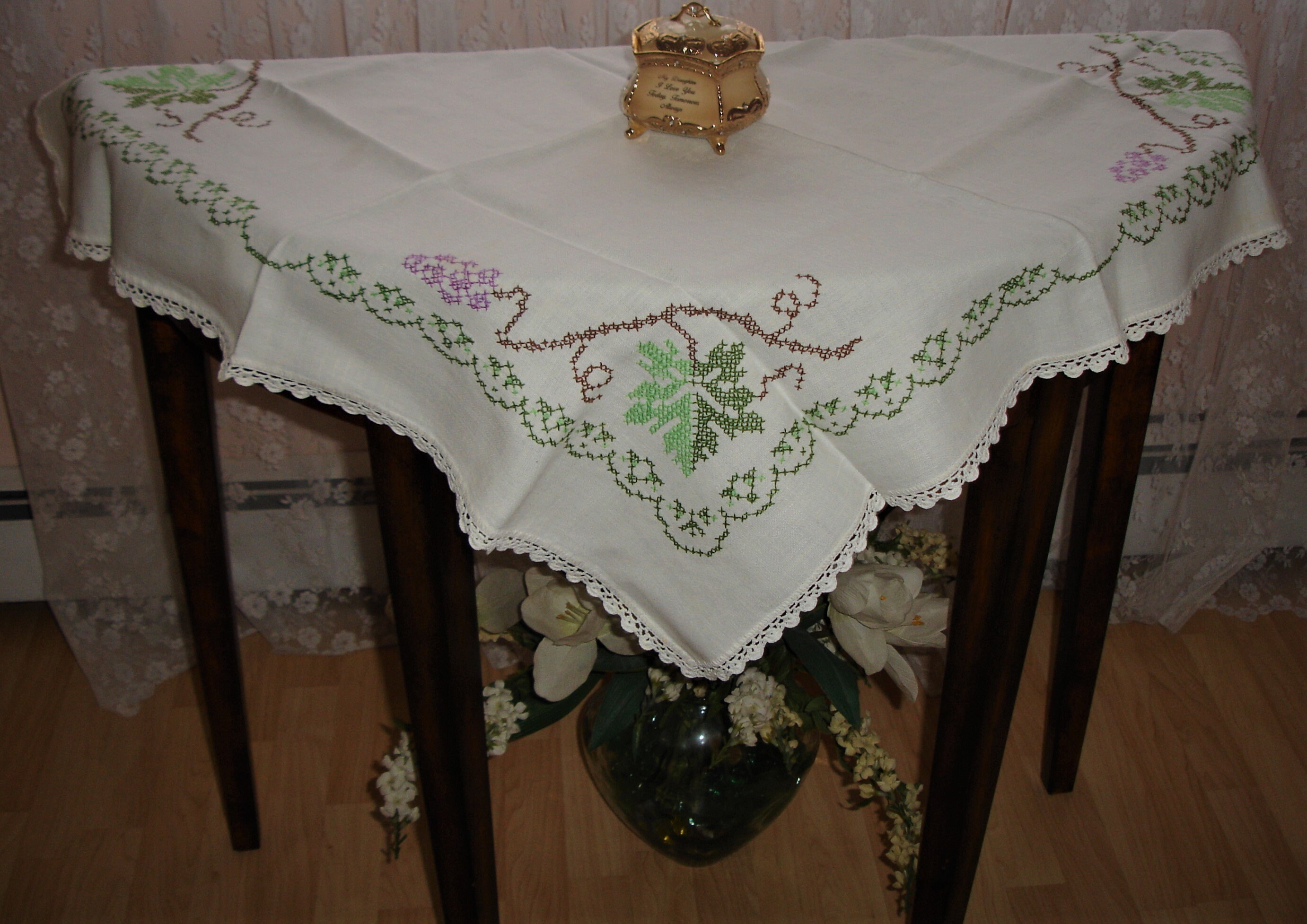 Table Cover, Hand Embroidered, Table Topper, Cross Stitched, Green and ...