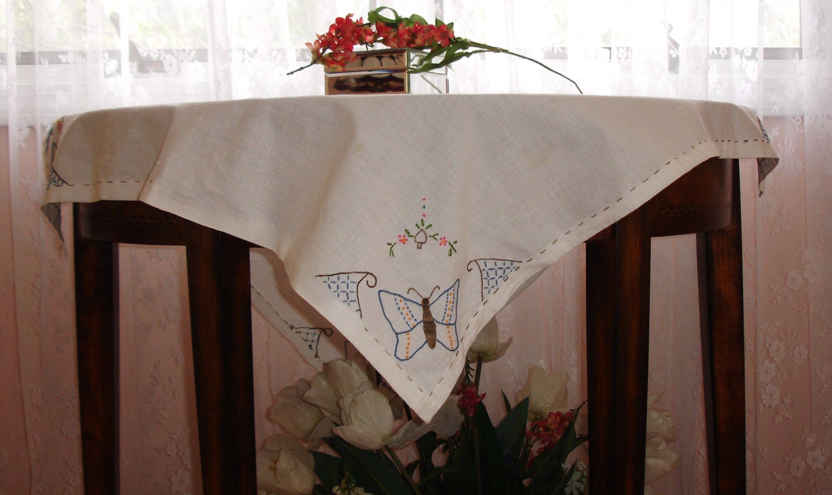 Table Topper Tablecover Handmade Hand Embroidered | Etsy