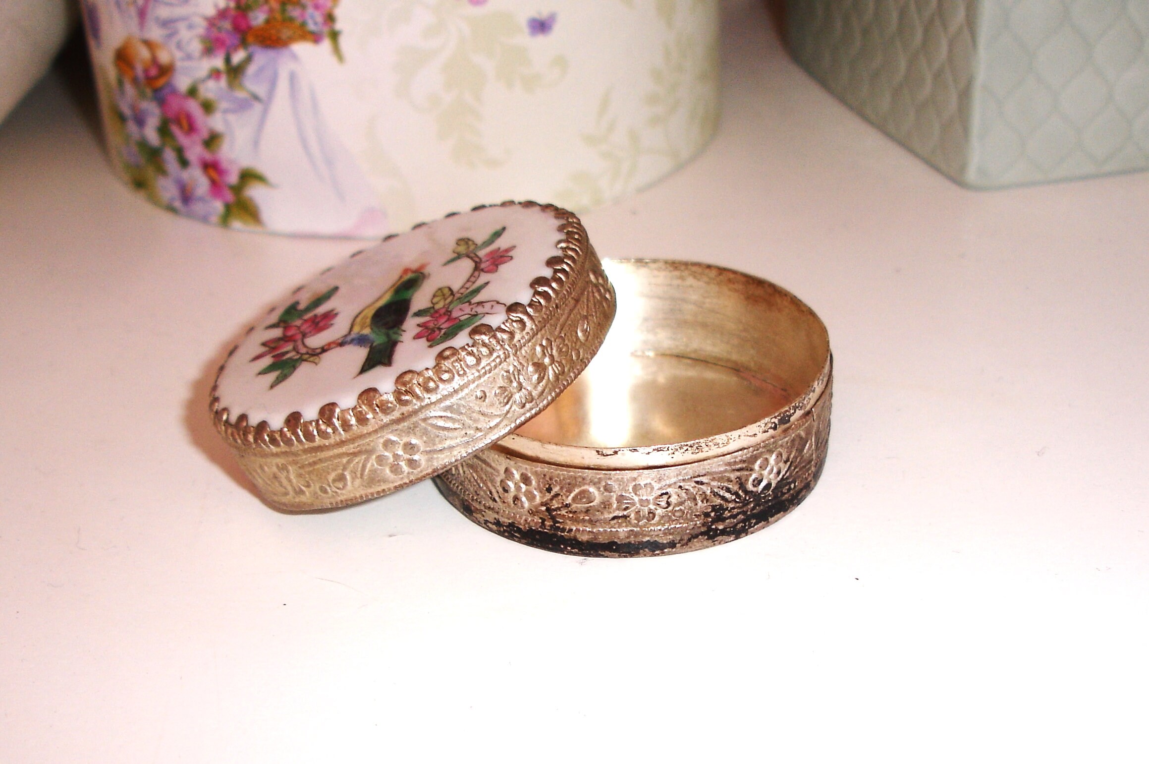 Trinket Box, Trinket Holder, Porcelain Trinket Box, Filigree Edging ...
