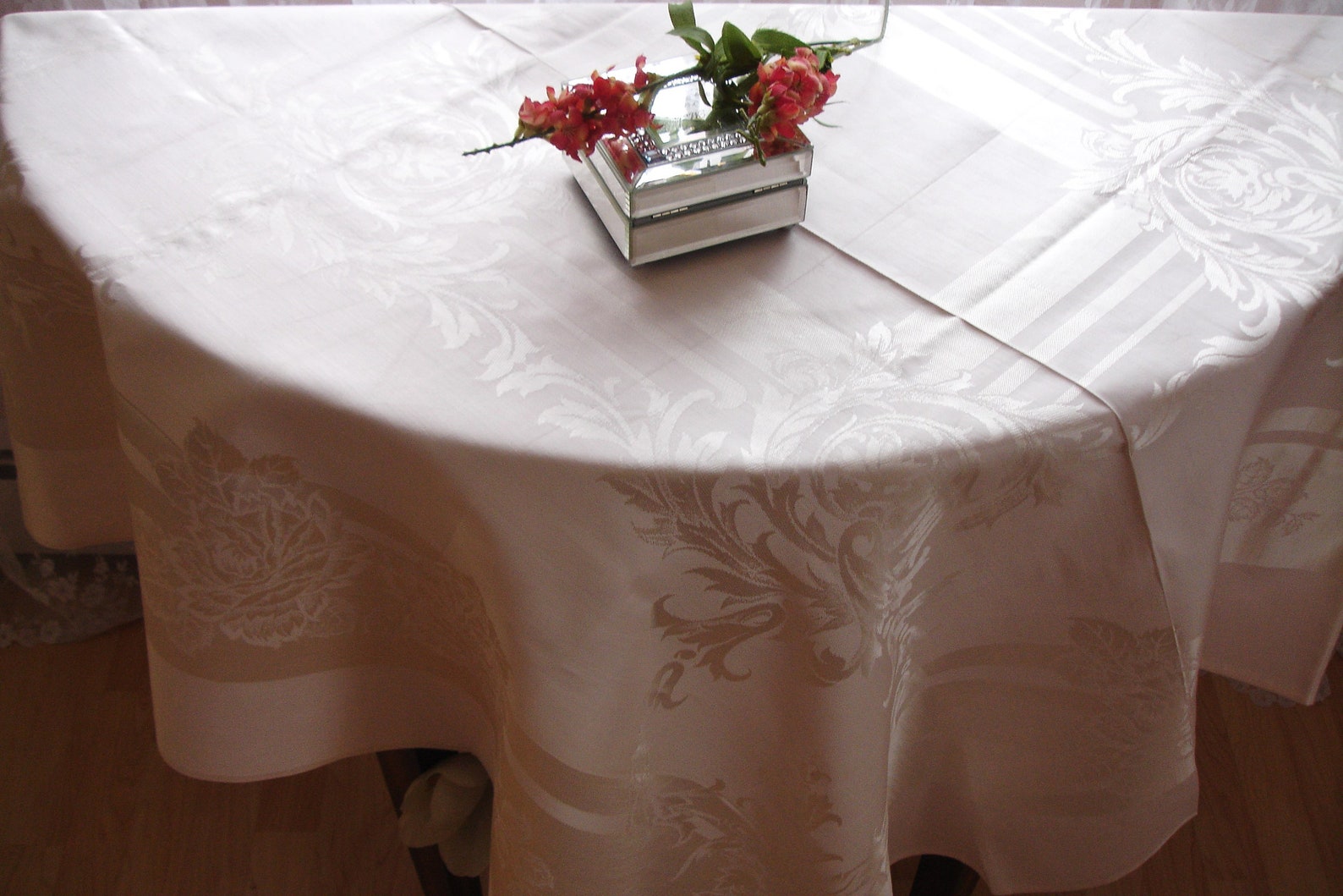 Damask Tablecover, Damask Tablecloth, Store Stock Vintage, Elegant Pink ...