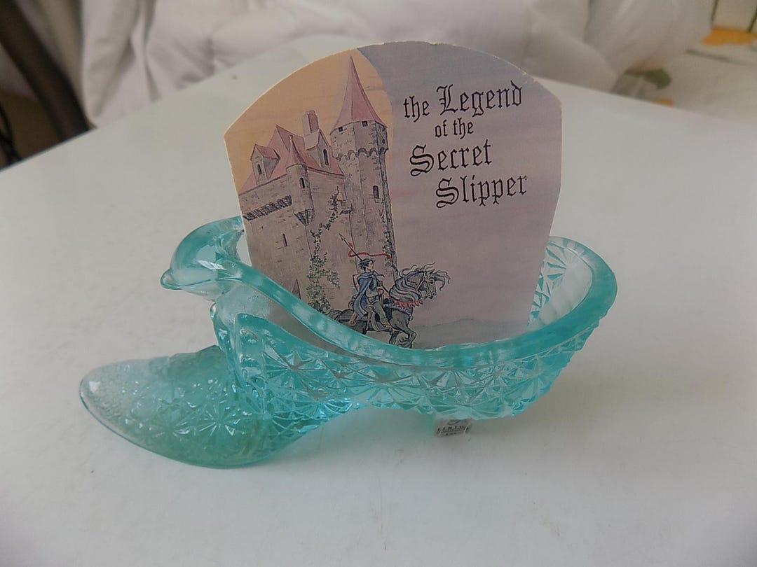 Vintage Fenton Turquoise Glass Slipper / Daisy Button Pattern - Etsy