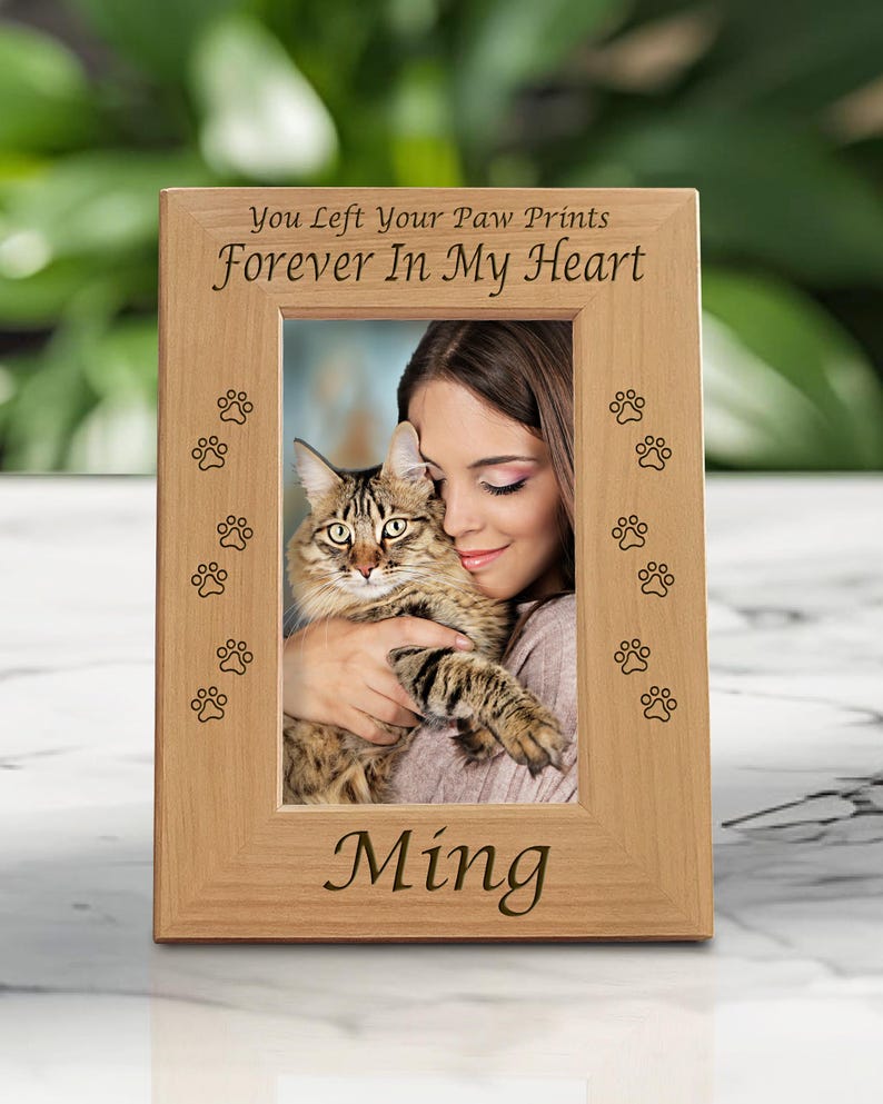 Custom Cat Memorial Photo Frame - Personalized Pet Loss Remembrance ...