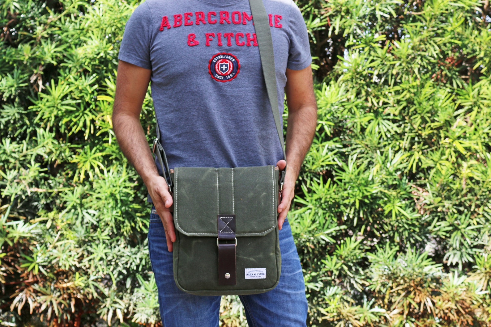 Vertical Messenger Travel Bag - Tablet Bag - Heavy Waxed Canvas Cross ...