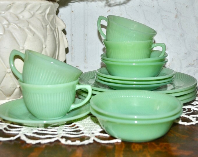 Fire King Jadeite Jane Ray Dinnerware Set of 16 Starter Set Mint Green ...