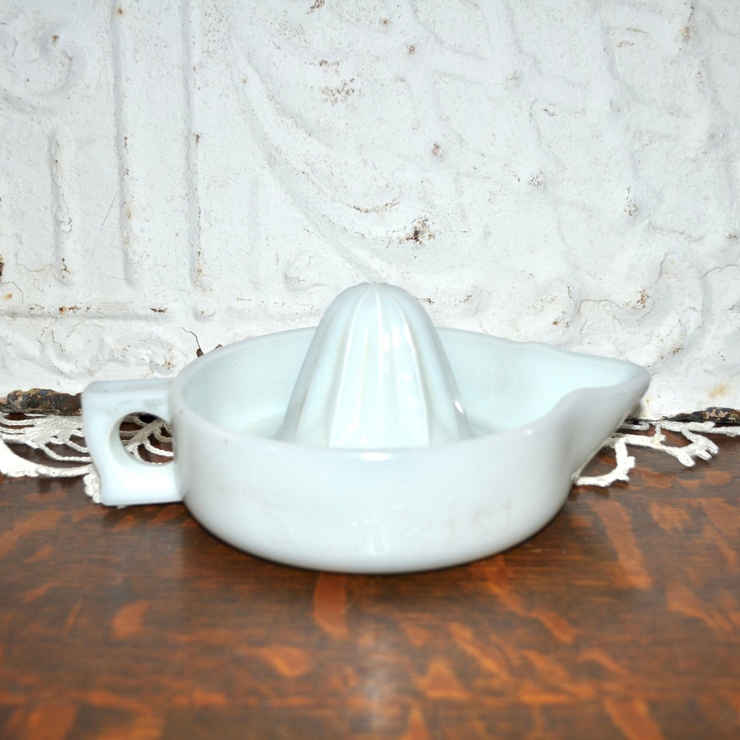 Sunkist Milk Glass Juicer Reamer Kitchen Decor - Etsy