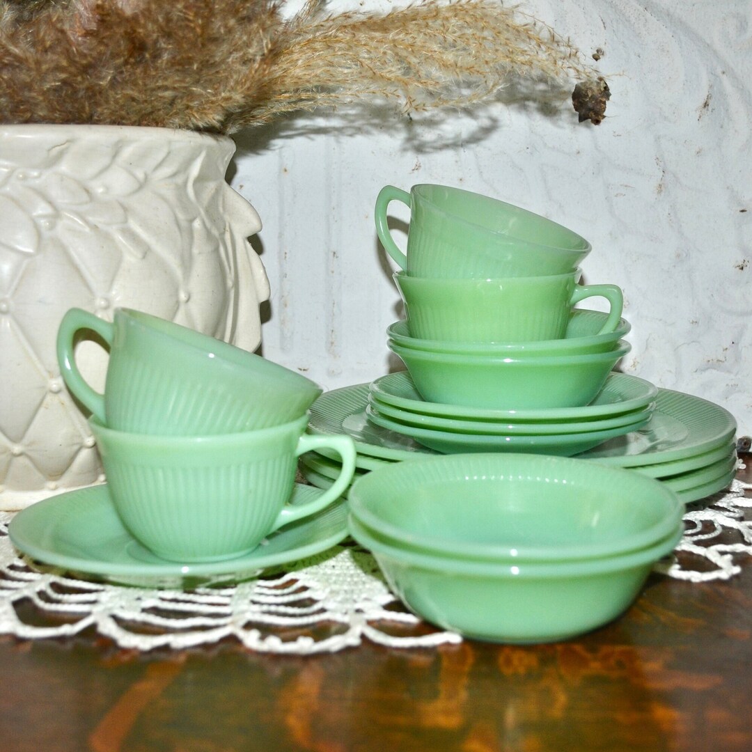 Fire King Jadeite Jane Ray Dinnerware Set of 16 Starter Set Mint Green ...