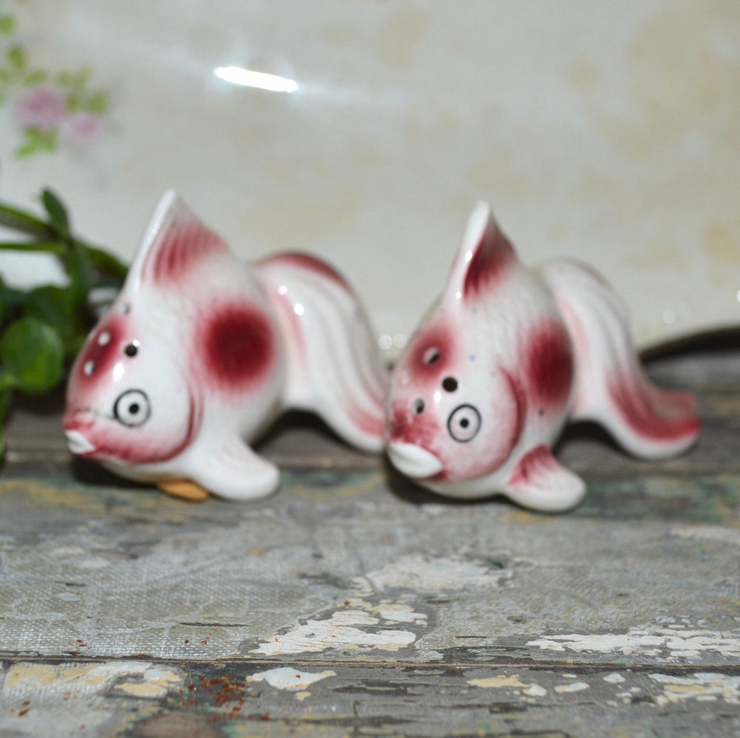 Pink Fish Shaker Set of Mid Century Kitchen - Etsy