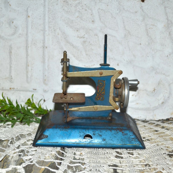 Toy Sewing Machine - Etsy