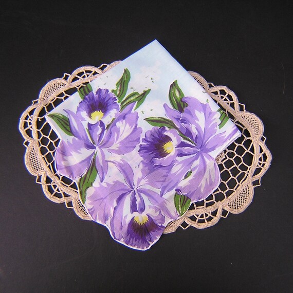 Vintage Handkerchief / Flowers, Dots and Scrolls in P… - Gem