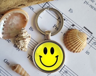 Smiley Face Keyring - Etsy
