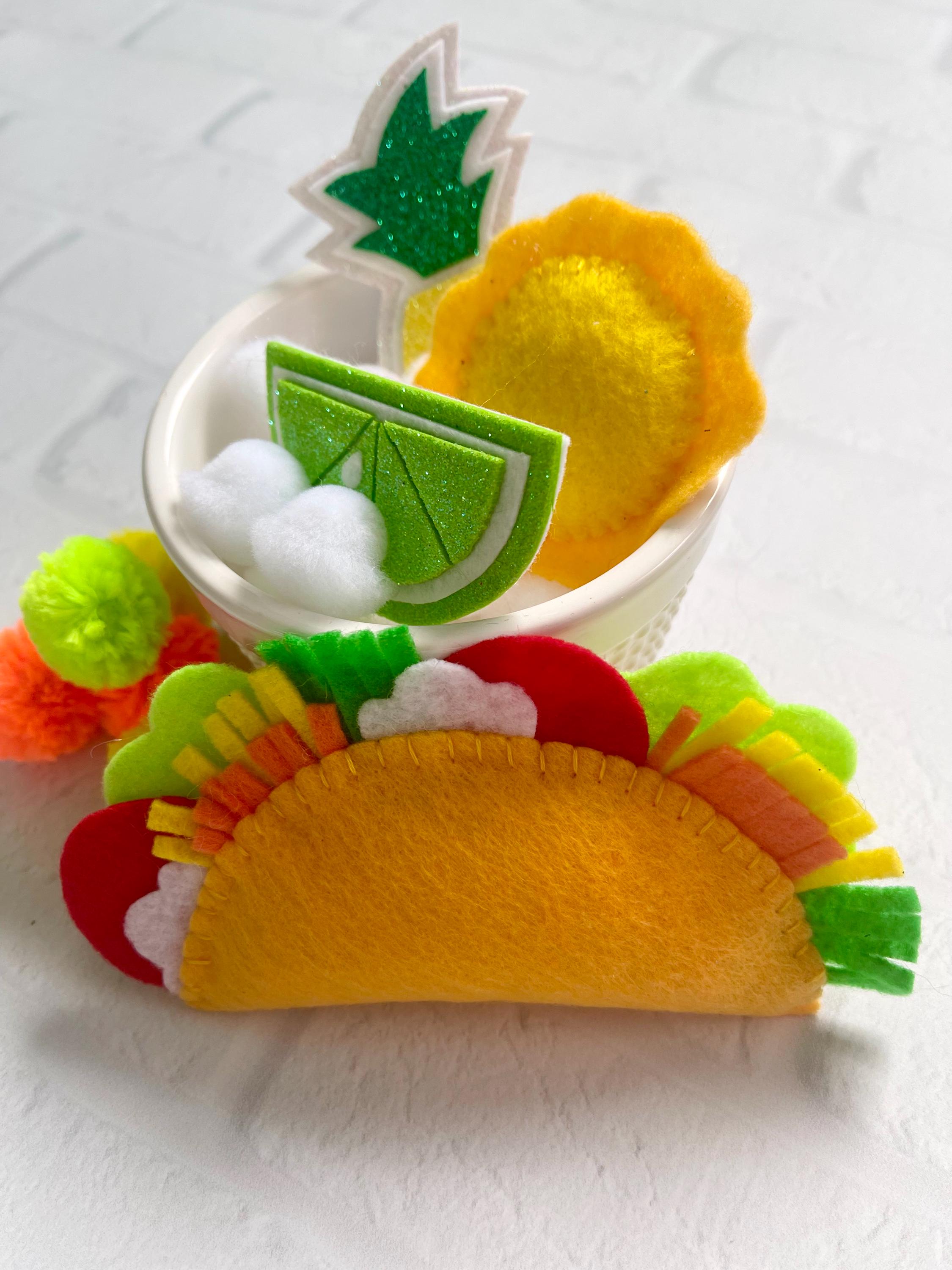 Taco Pin Cushion: Fun Felt Food Sewing Accessory - Etsy