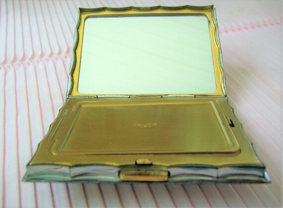 Volupte' Vintage 1930s Powder Compact Brushed Silver … - Gem