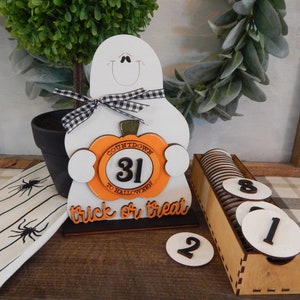 Halloween Ghost Wood Countdown, Countdown to Halloween, Halloween Decor ...