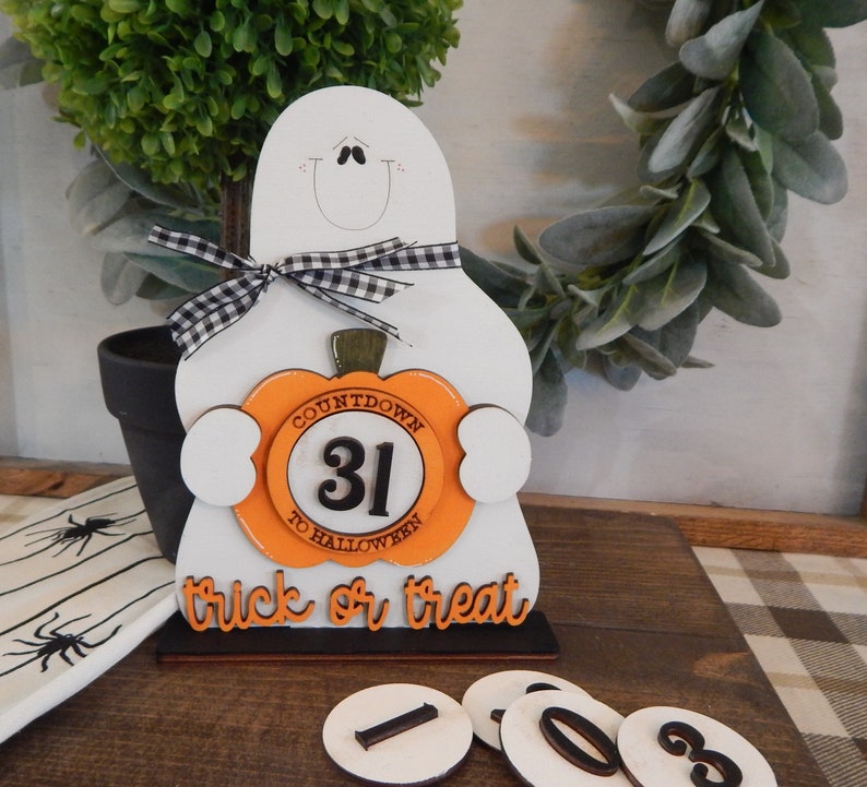 Halloween Ghost Wood Countdown, Countdown to Halloween, Halloween Decor ...