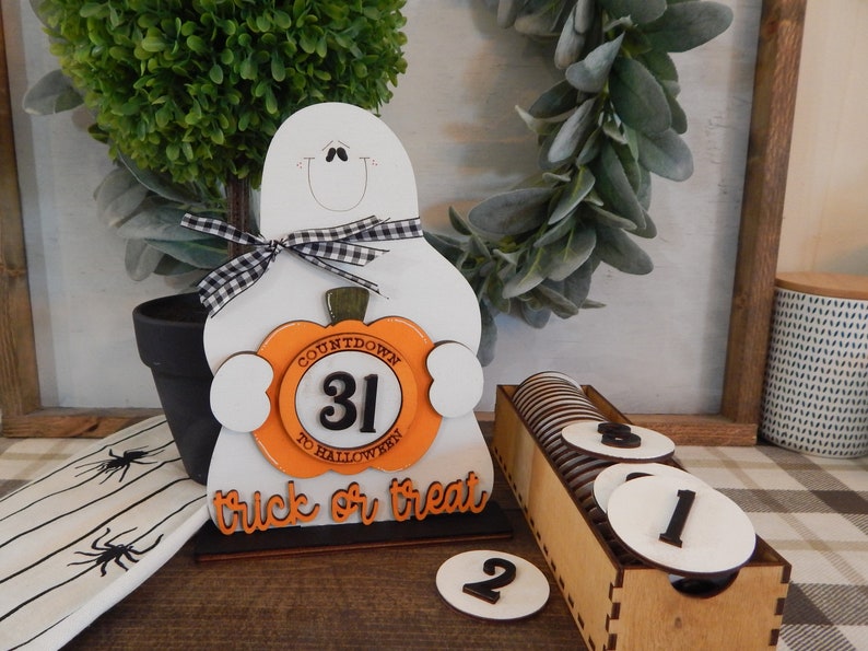 Halloween Ghost Wood Countdown, Countdown to Halloween, Halloween Decor ...