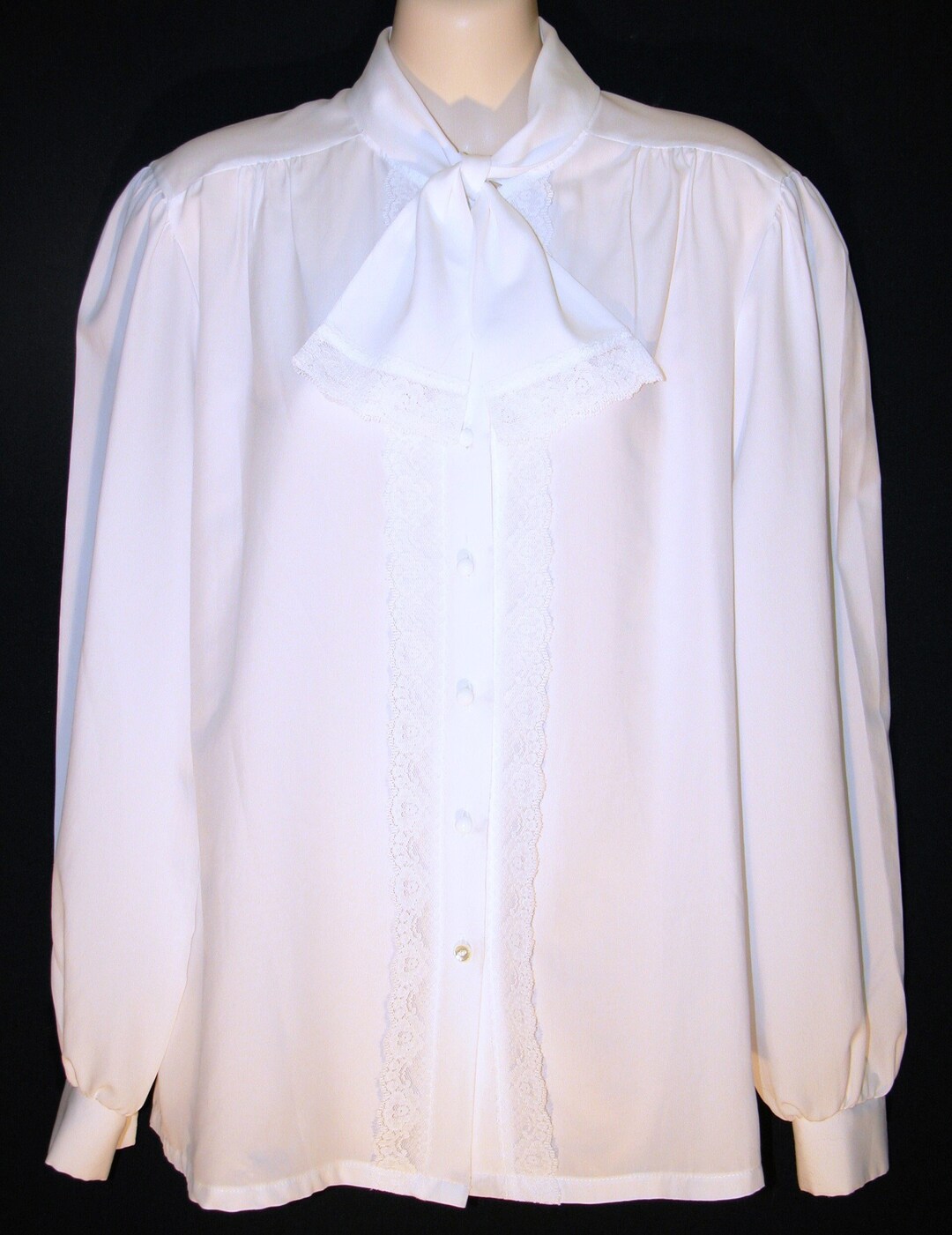 Vintage judy Bond 70s-80s Lacy Ascot Blouse Lace - Etsy