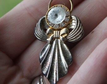 Gold angel pin | Etsy