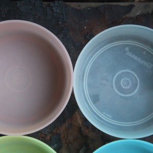 6 Vintage Rainbow Pastel Tupperware Bowls 1286 Little - Etsy