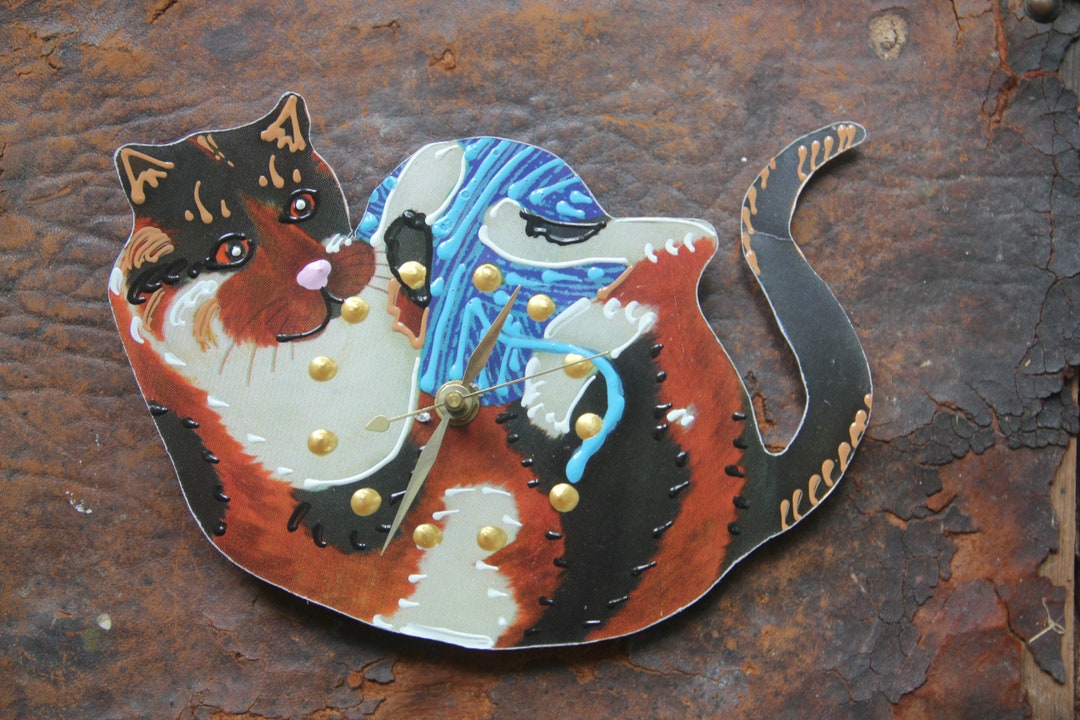 Vintage Hand-painted Calico Cat Wall Clock, 1997 Time Zones - Etsy