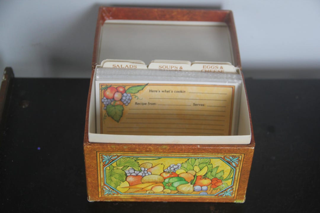 Vintage 1979 Current Recipe Box With Unused Recipe Cards and Dividers ...