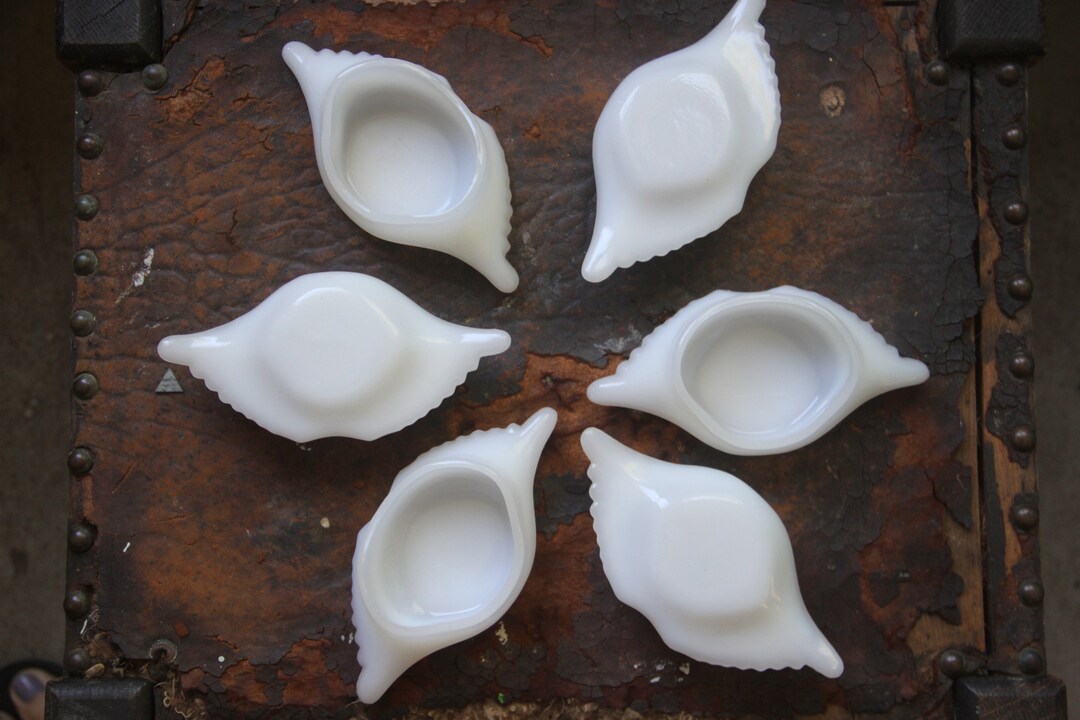 Great Condition 6 Vintage Milk Glass Deviled/imperial Crab Glasbake ...