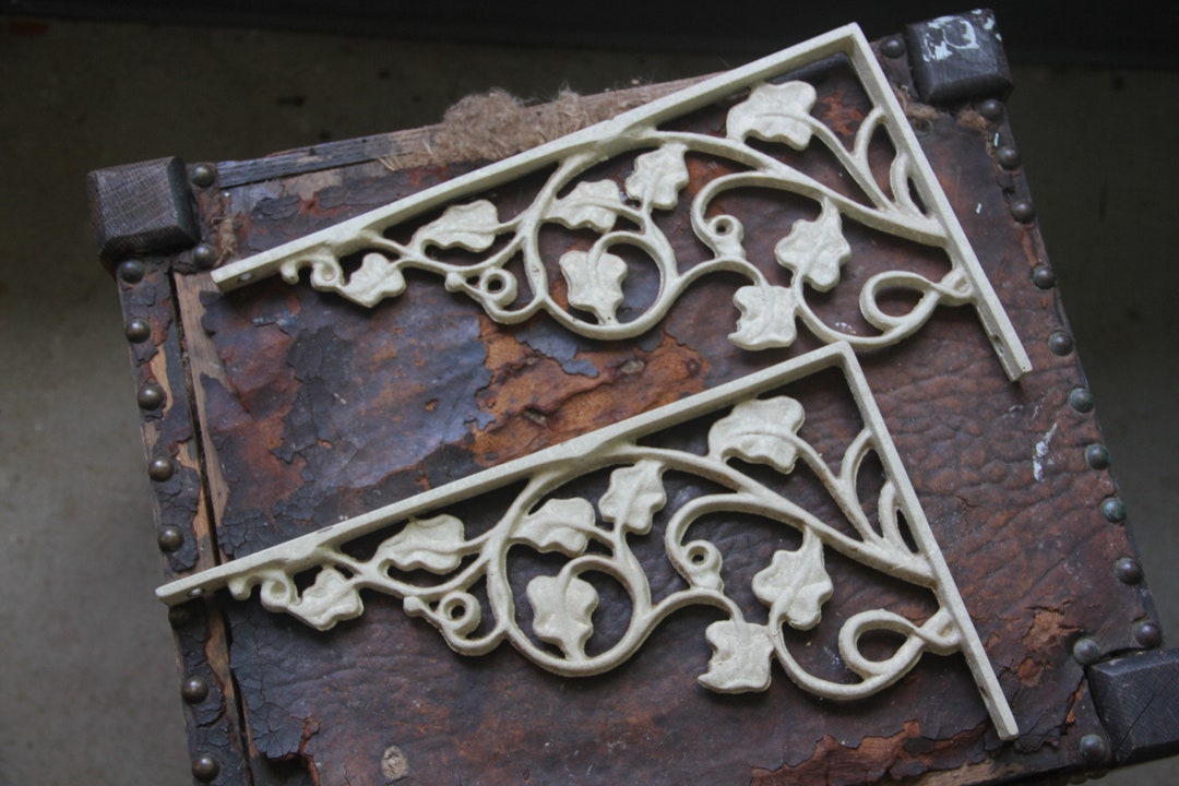 Antique Wrought Iron Corbels Winding Ivy, Adorned Vintage Cast Iron ...