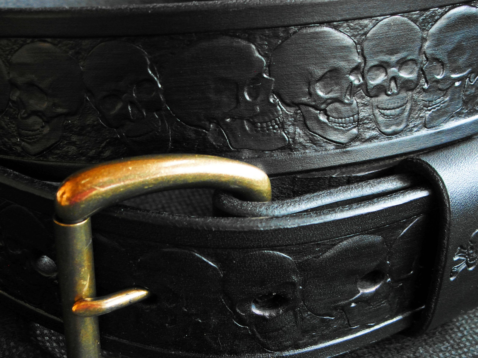 Handmade Leather Skull Belt: Embossed Biker Belt - Etsy