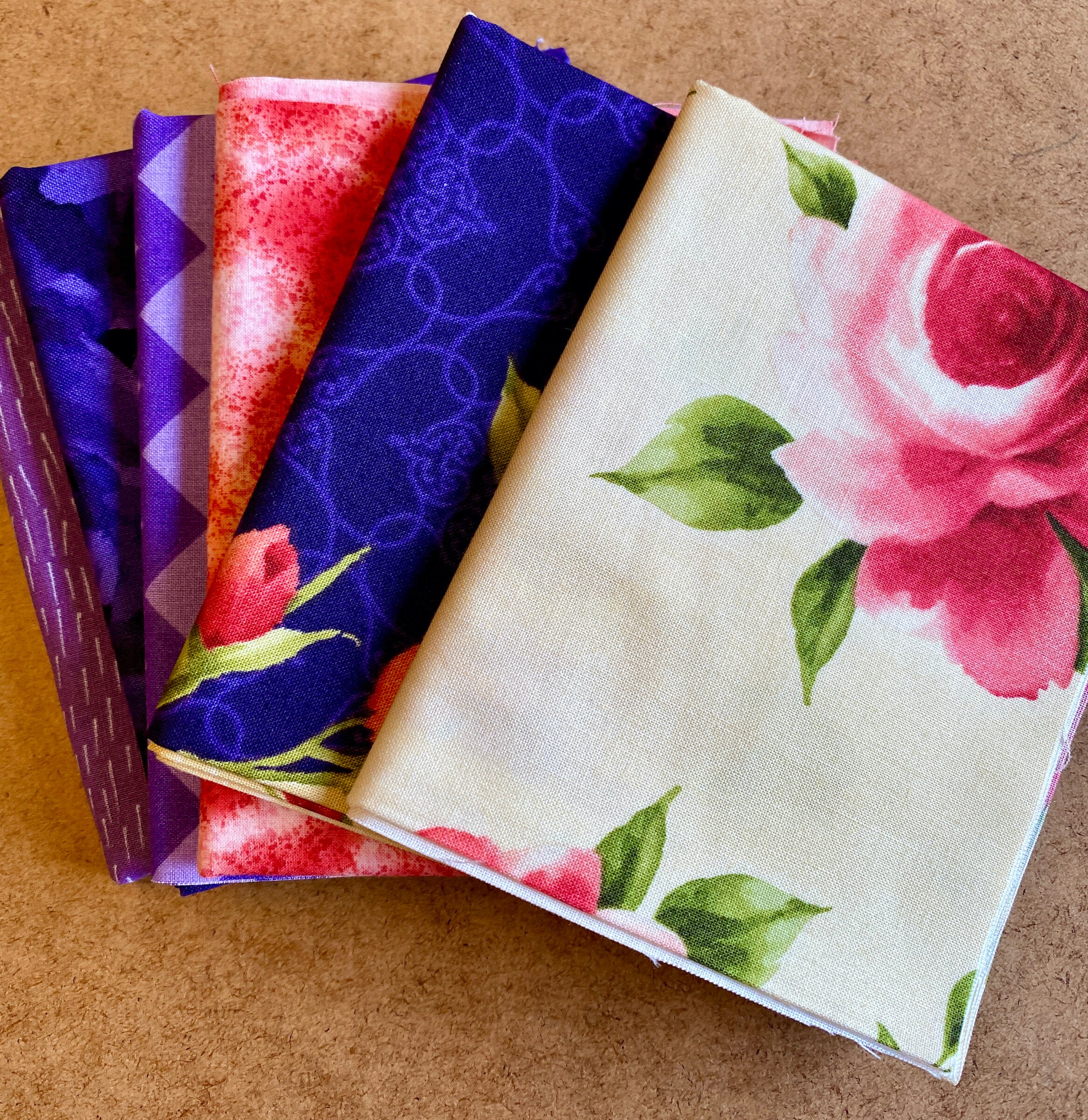 Fat Quarter Bundle purple Roses 1 Set of 6 Fat | Etsy Fat Quarter Bundle purple Roses 1 Set of 6 Fat | Etsy