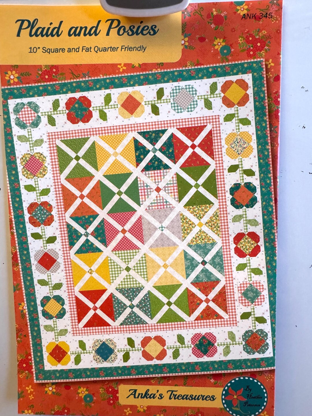 Plaid & Posies Quilt Pattern: Fat Quarter Friendly (71.5"x 83") - Etsy