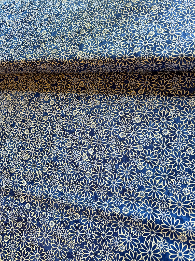 Navy Blue Daisy Fabric, Jason Yenter Cotton, Calico Keepsakes - Etsy