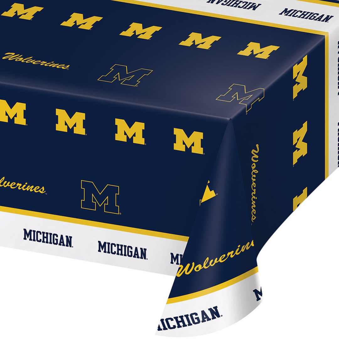 2-pack University of Michigan Wolverines Premium Plastic Table Covers ...