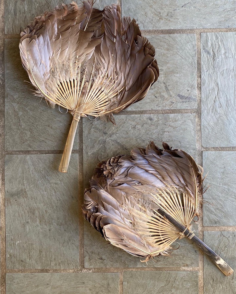 1920s flapper fans turkey feather hand fans set of two | Etsy