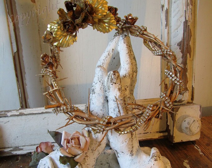 Home decor for every design style and by AnitaSperoDesign on Etsy