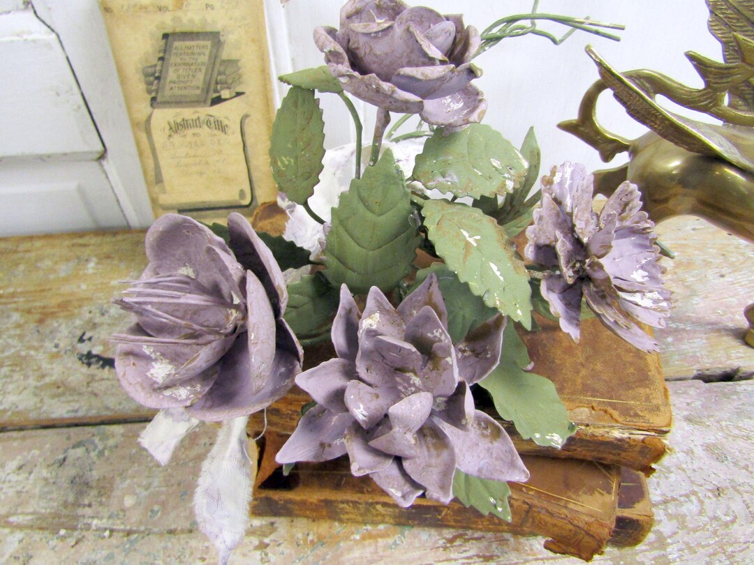 Shabby Tole Metal Flower Grouping, Vintage Upcycled Toleware, Painted ...