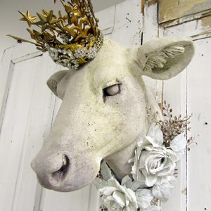 Farmhouse Faux Cow Head Wall Mount, Gray, Ecru, White Crowned Heifer ...