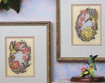 Nature in Sculpture Plastic Canvas Pattern, Hummingbird & Flower Home ...