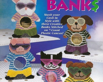 Plastic canvas bank | Etsy