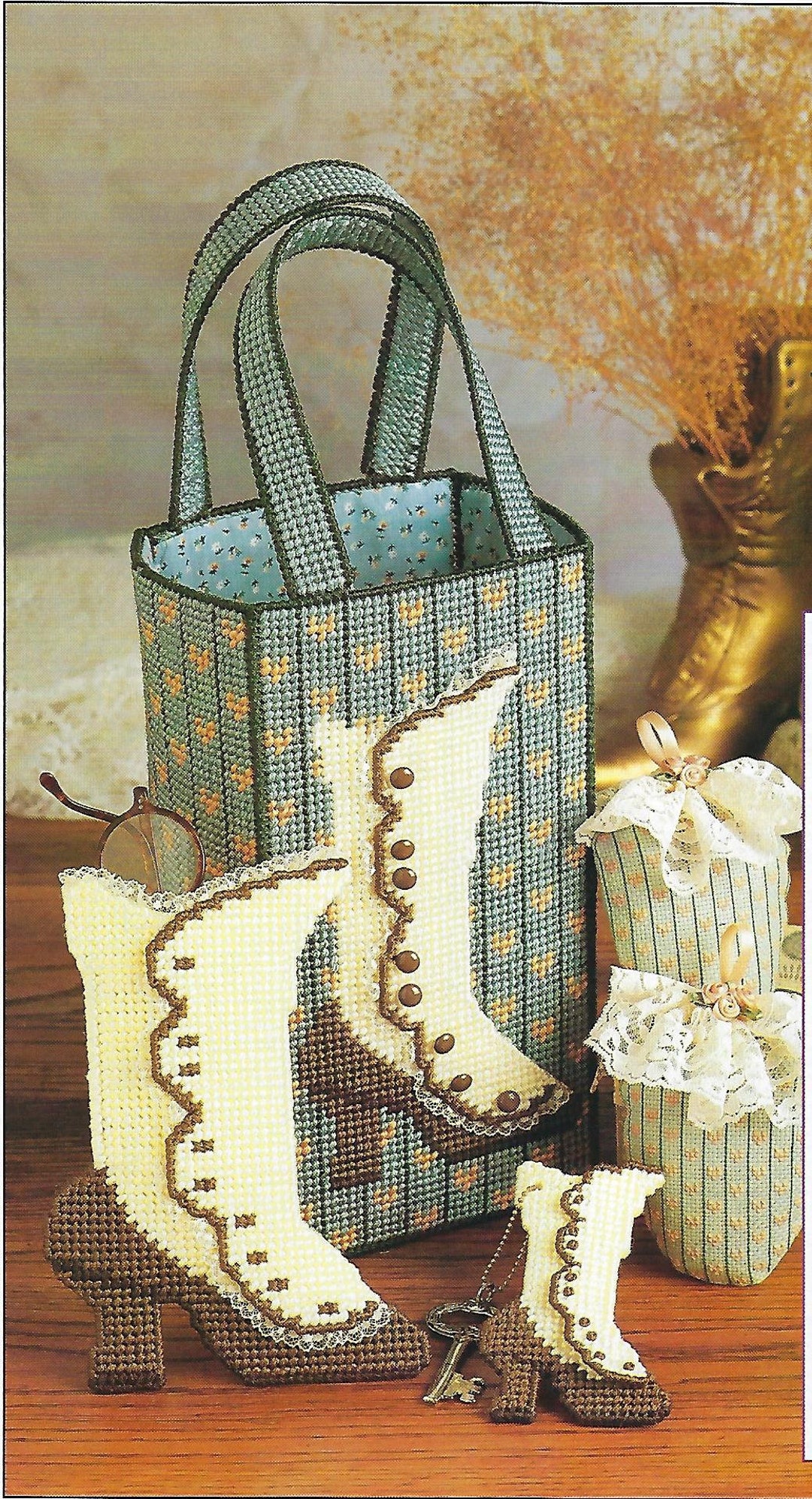 High Button Shoe Plastic Canvas Pattern/annie's International Plastic ...