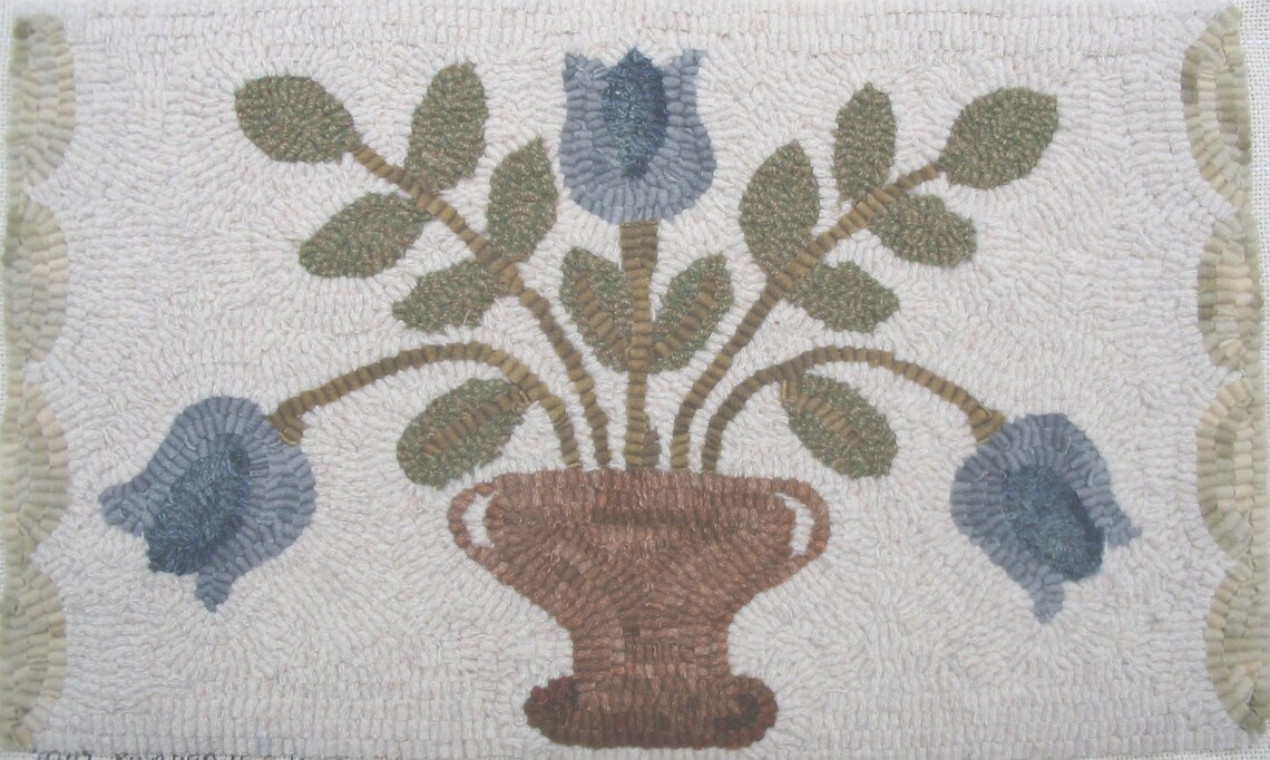 Rug Hooking Pattern Three Blue Tulips - Etsy