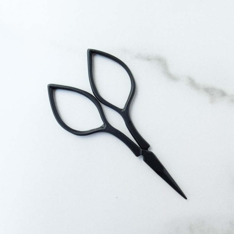 Modern Embroidery Scissors Sleek Black Embroidery Thread - Etsy
