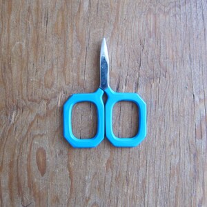 Modern Embroidery Scissors | Thread Snips, Sewing Scissors, Small ...